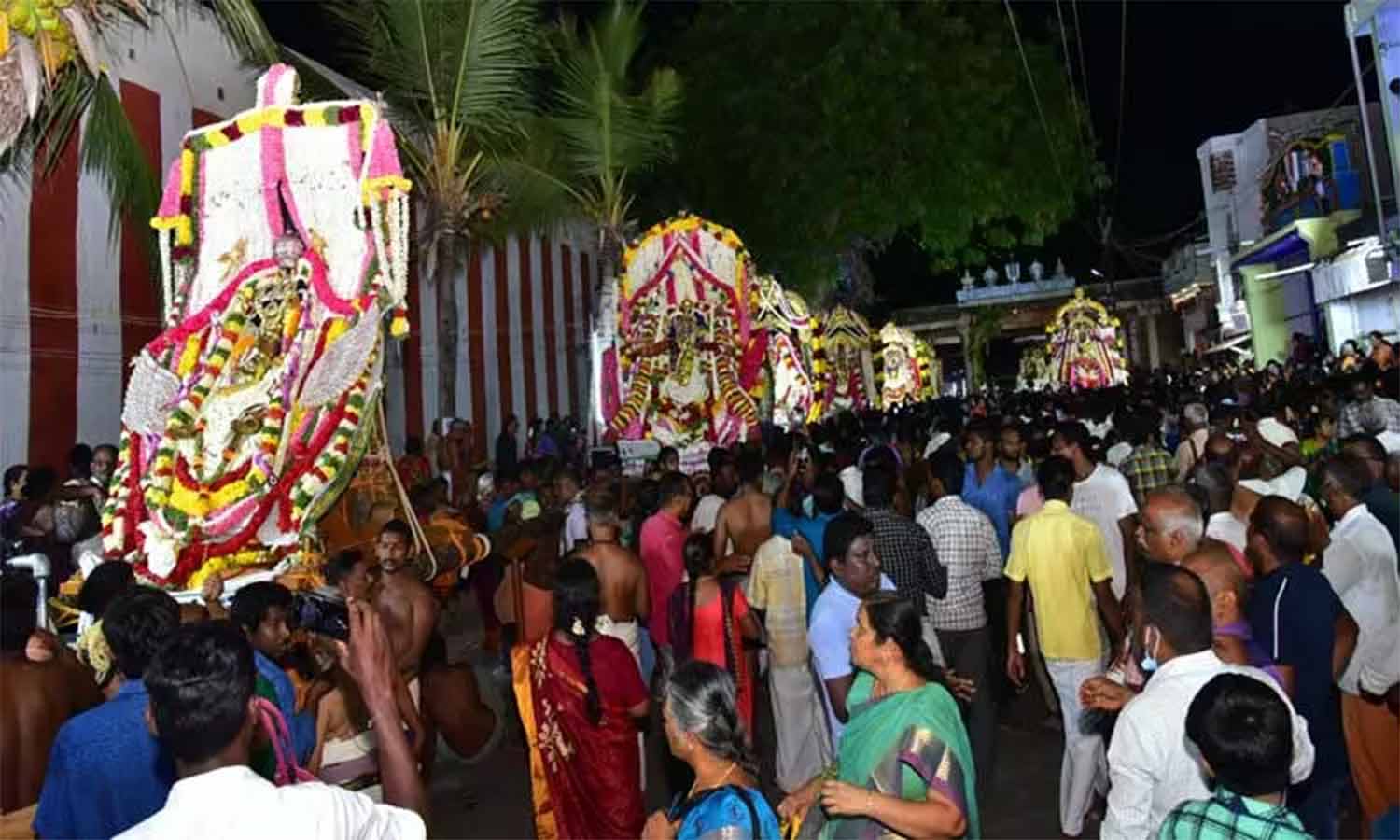 ஆதிநாதர்ஆழ்வார் கோவிலில் நவதிருப்பதி பெருமாள்களின் கருட சேவை | nava ...