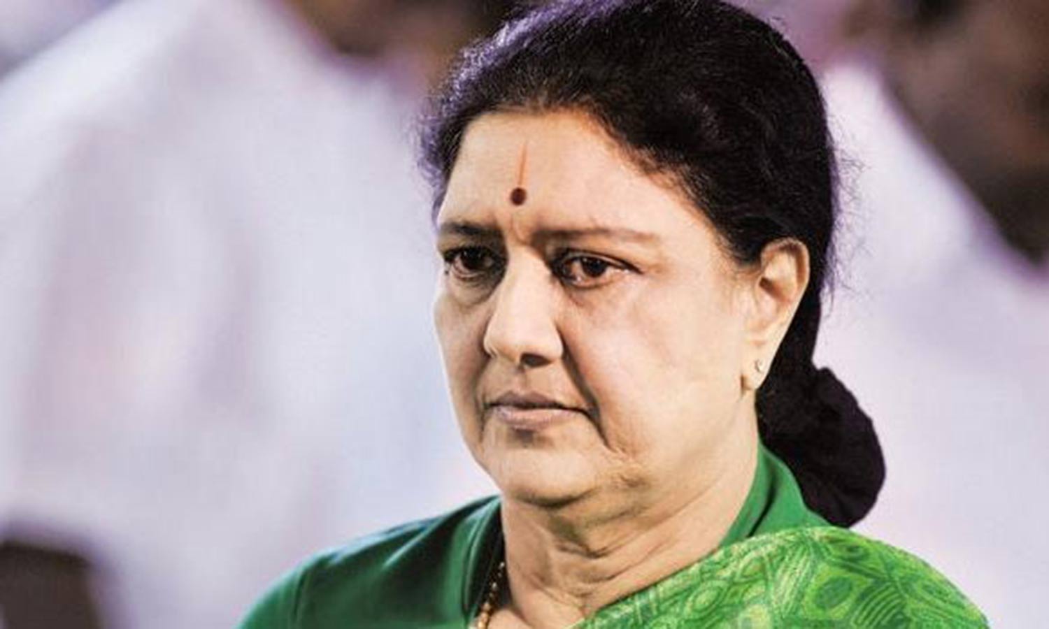 அ.தி.மு.க. சட்டங்களை திருத்துவதற்கு யாருக்கும் அதிகாரம் இல்லை- சசிகலா ...
