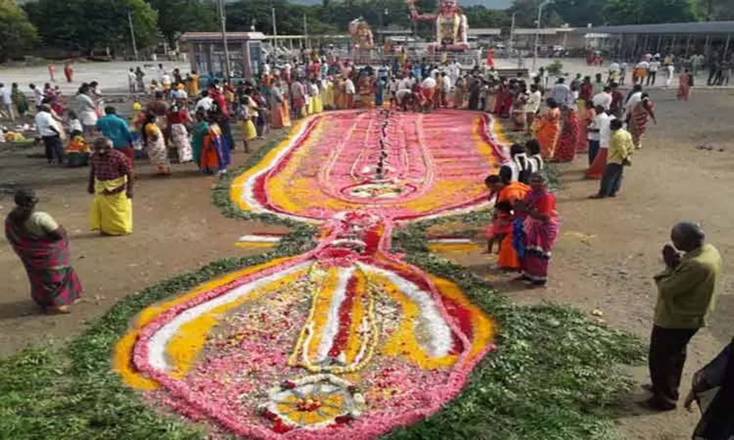 வன பத்ரகாளியம்மன் கோவிலில் குண்டம் கண் திறப்பு நிகழ்ச்சி | Vana ...