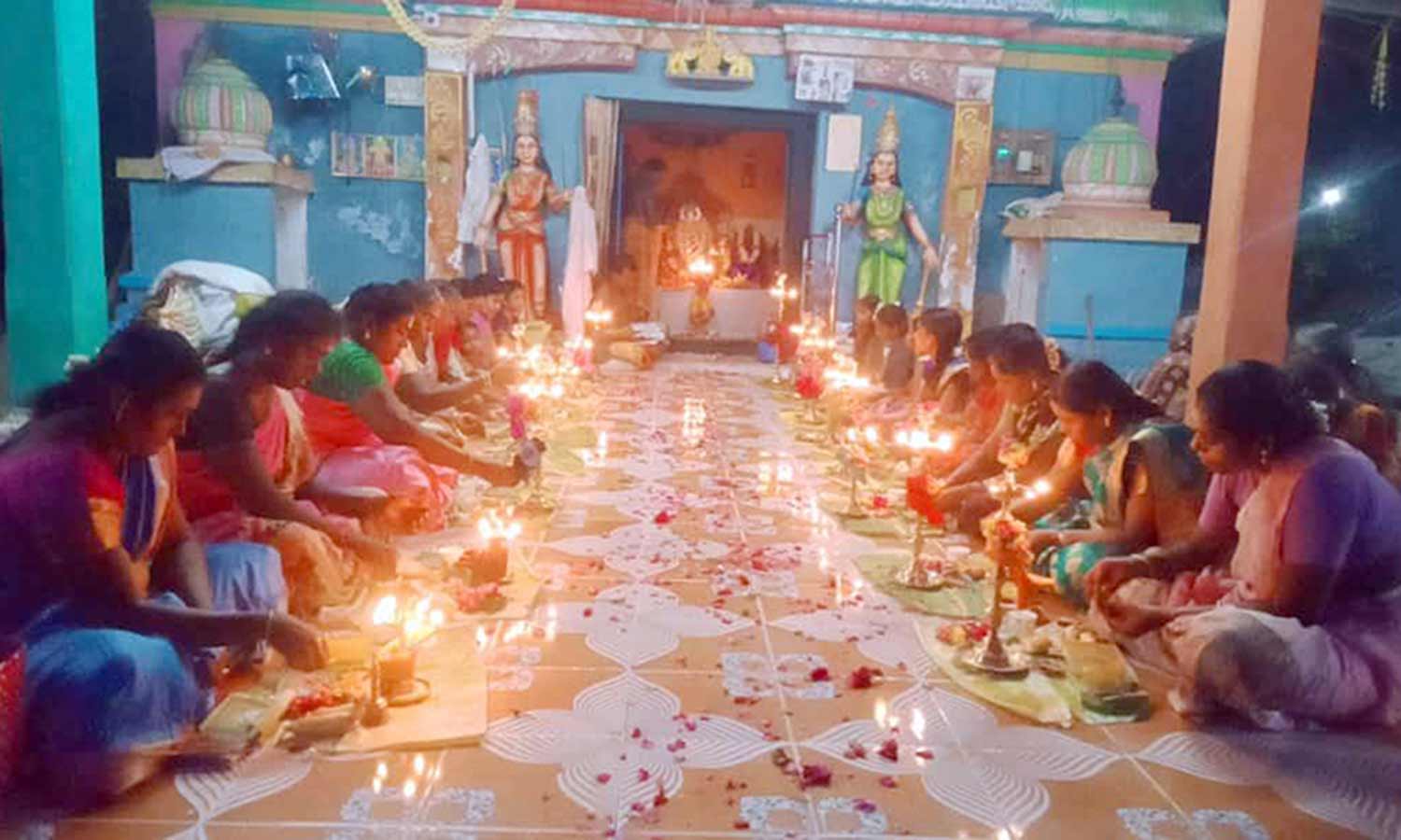 அம்மன் கோவிலில் குத்துவிளக்கு பூஜை | Kuthuvilaku Pooja at Amman temple