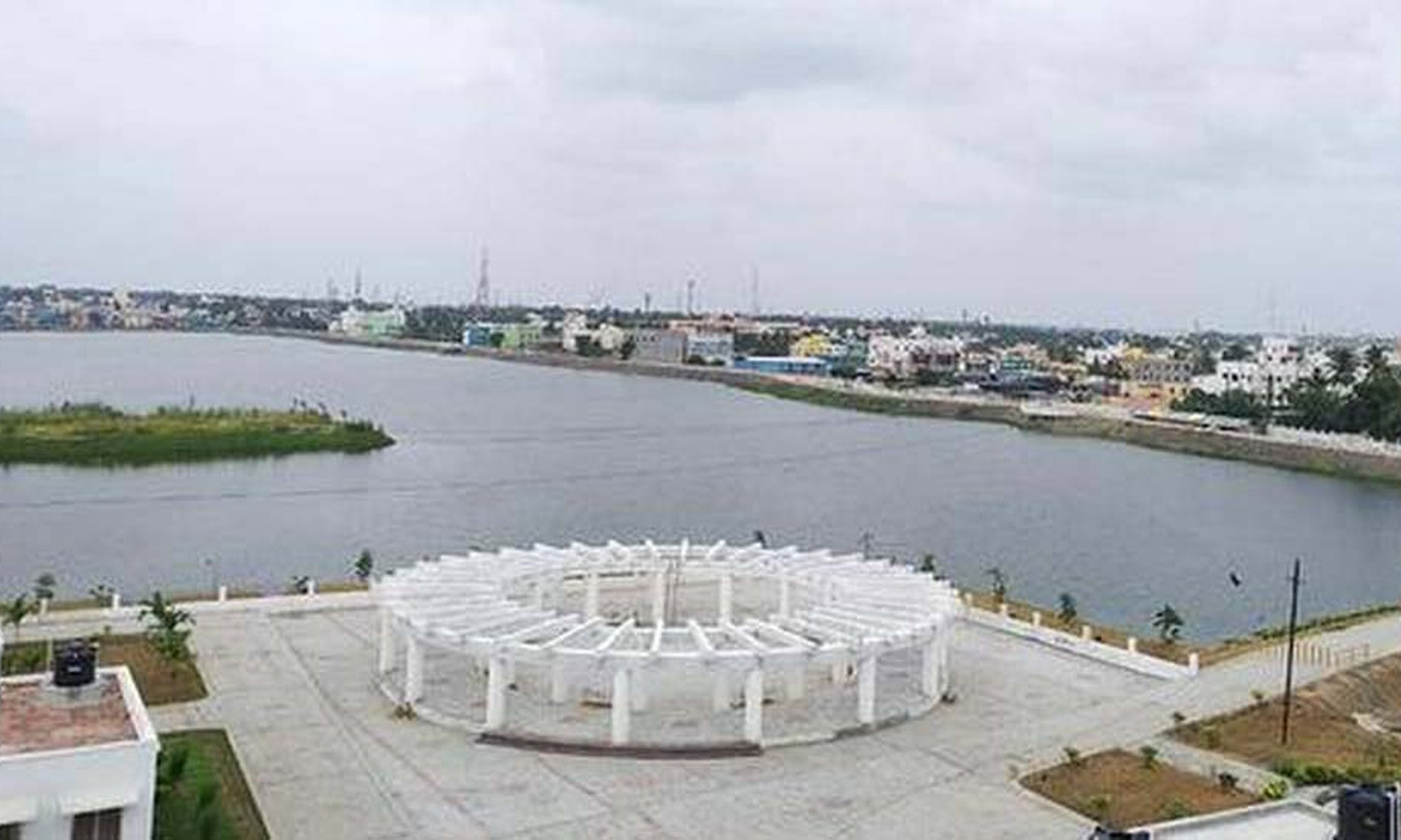 ஆவடி அருகே பருத்திப்பட்டு ஏரி நிரம்பியது | paruthipattu lake filled ...