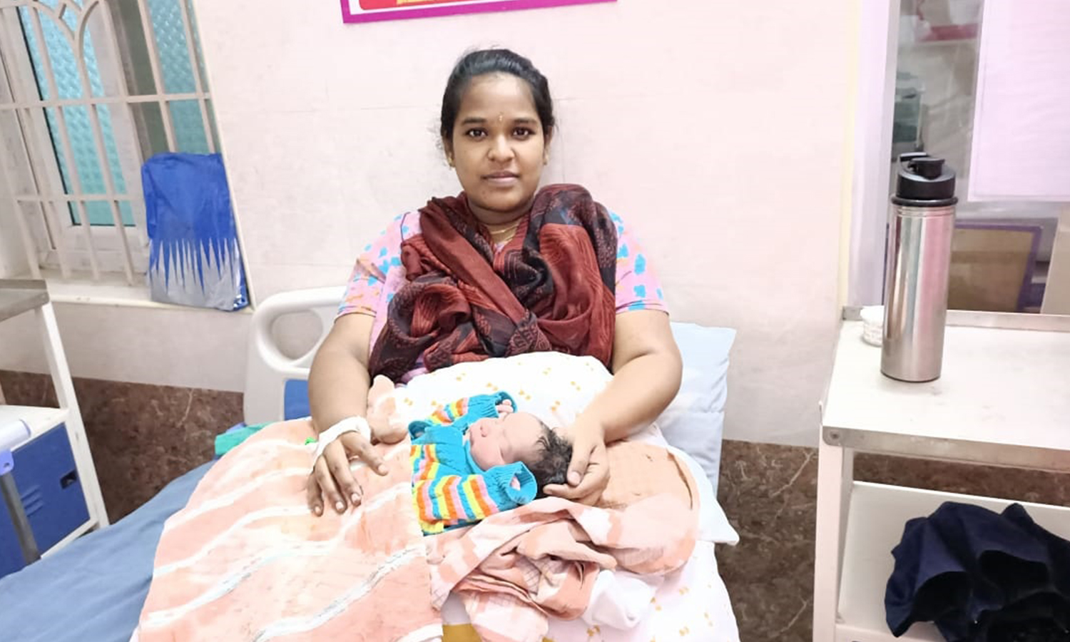 சூளகிரி அரசு மருத்துவமனையில் சுகப்பிரசவத்தில் குழந்தை பெற்றெடுத்த ...