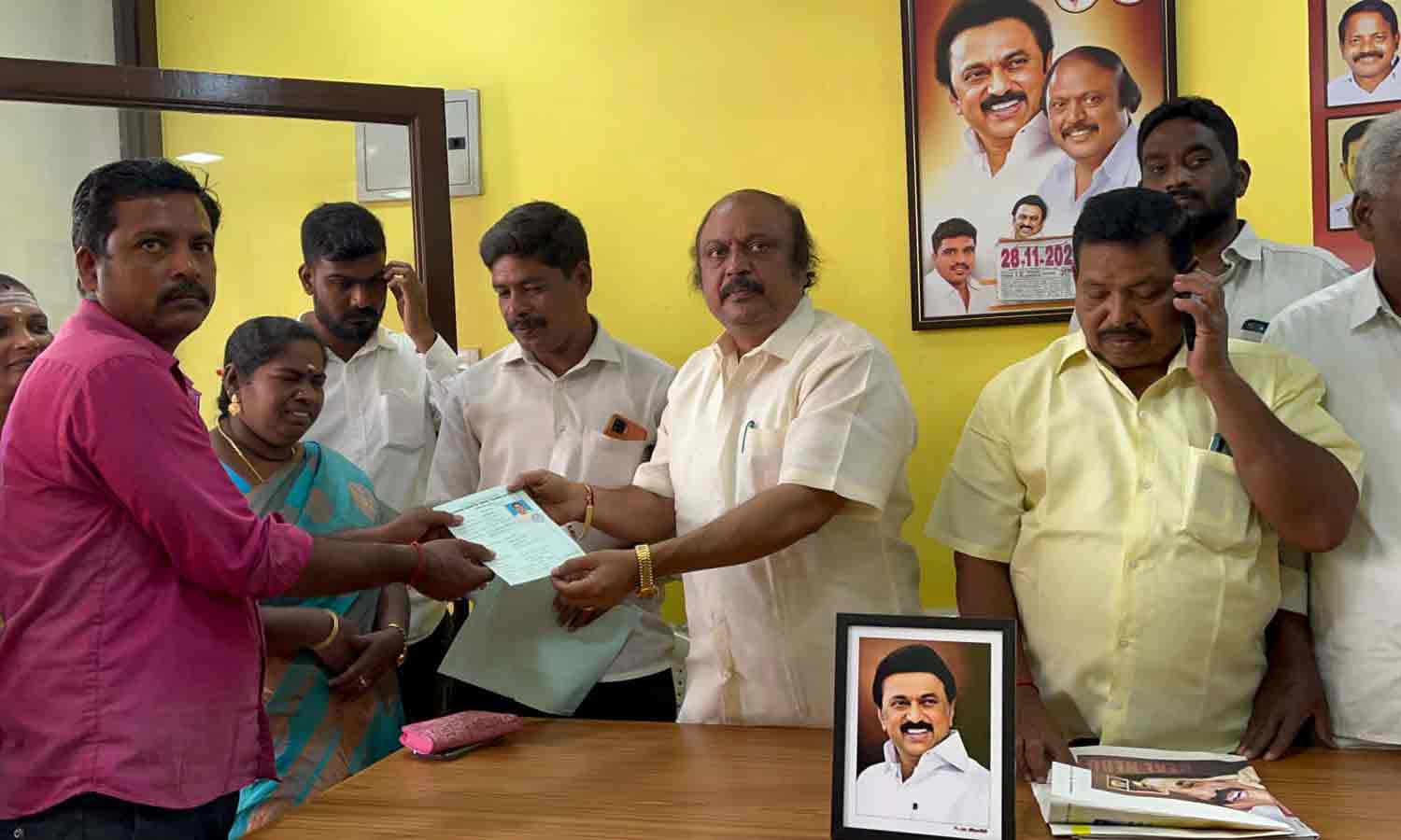 வீடு கட்ட பணி ஆணை-கென்னடி எம்.எல்.ஏ. வழங்கினார் | House Building Task ...