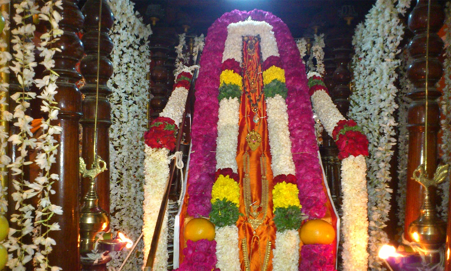 சாமிதோப்பு அய்யா வைகுண்டசாமி தலைமைப்பதியில் அகிலத்திரட்டு உதய தின விழா ...