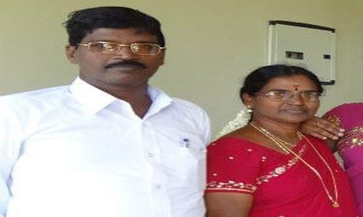 மணவாளக்குறிச்சியில் கணவன்-மனைவி தற்கொலை | Kanniyakumari News: Husband ...
