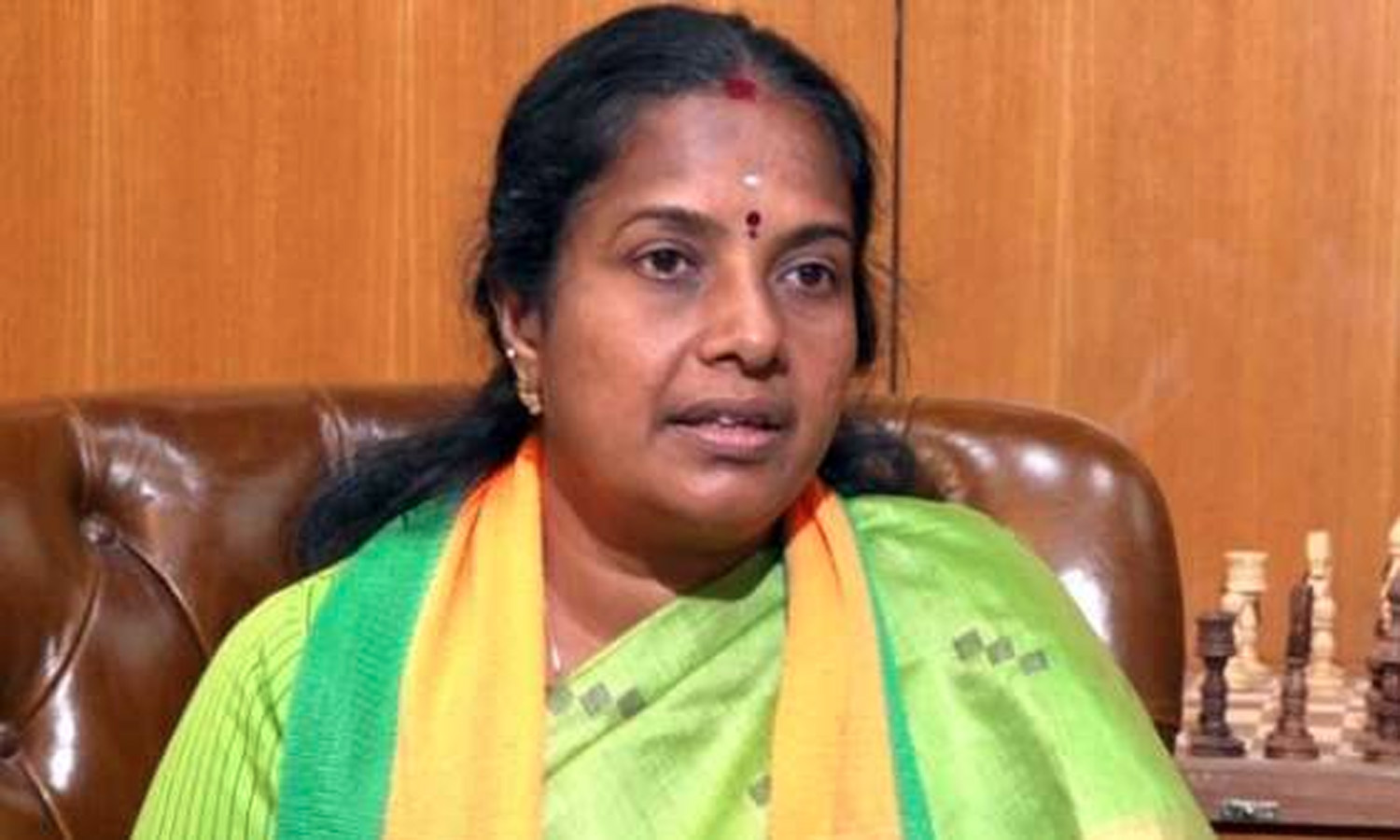 கவர்னரை அழைத்து அவமானப்படுத்தி விட்டனர்- வானதி சீனிவாசன் குற்றச்சாட்டு ...