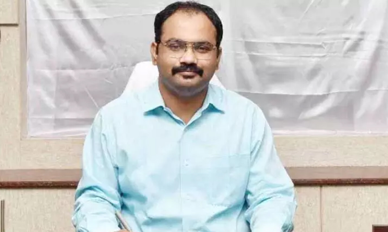 போகிப்பண்டிகையன்று புதிய சிந்தனைகளை நடைமுறைப்படுத்துங்கள்- திருவள்ளூர் ... போகிப்பண்டிகையன்று புதிய சிந்தனைகளை நடைமுறைப்படுத்துங்கள்- திருவள்ளூர் ...