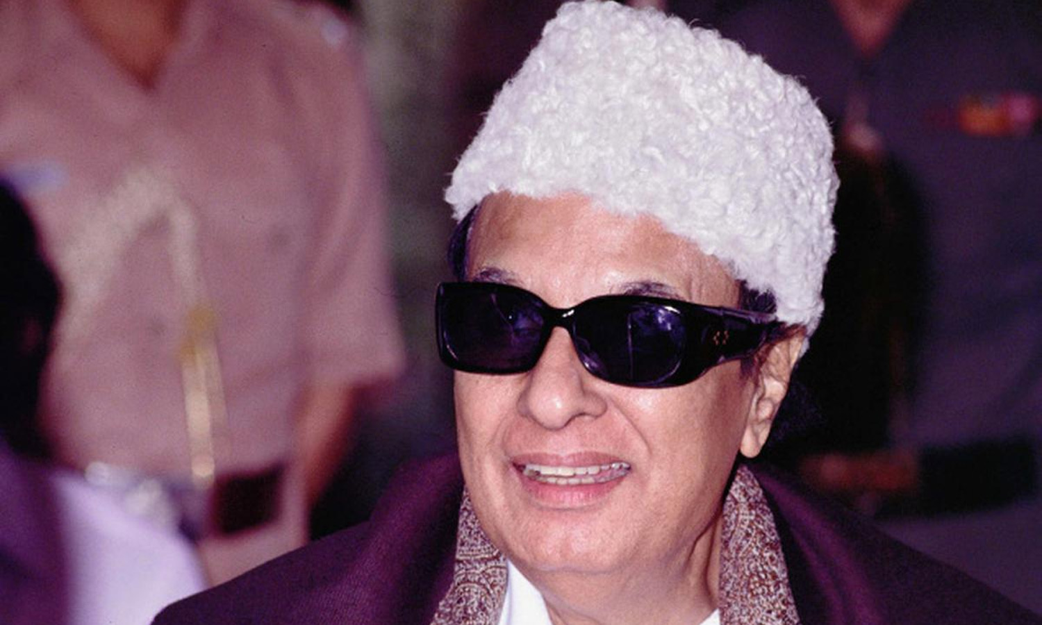 மனிதநேயம் கொண்ட மாமனிதர்- இன்று எம்.ஜி.ஆர். பிறந்தநாள் | MGR Birthday today