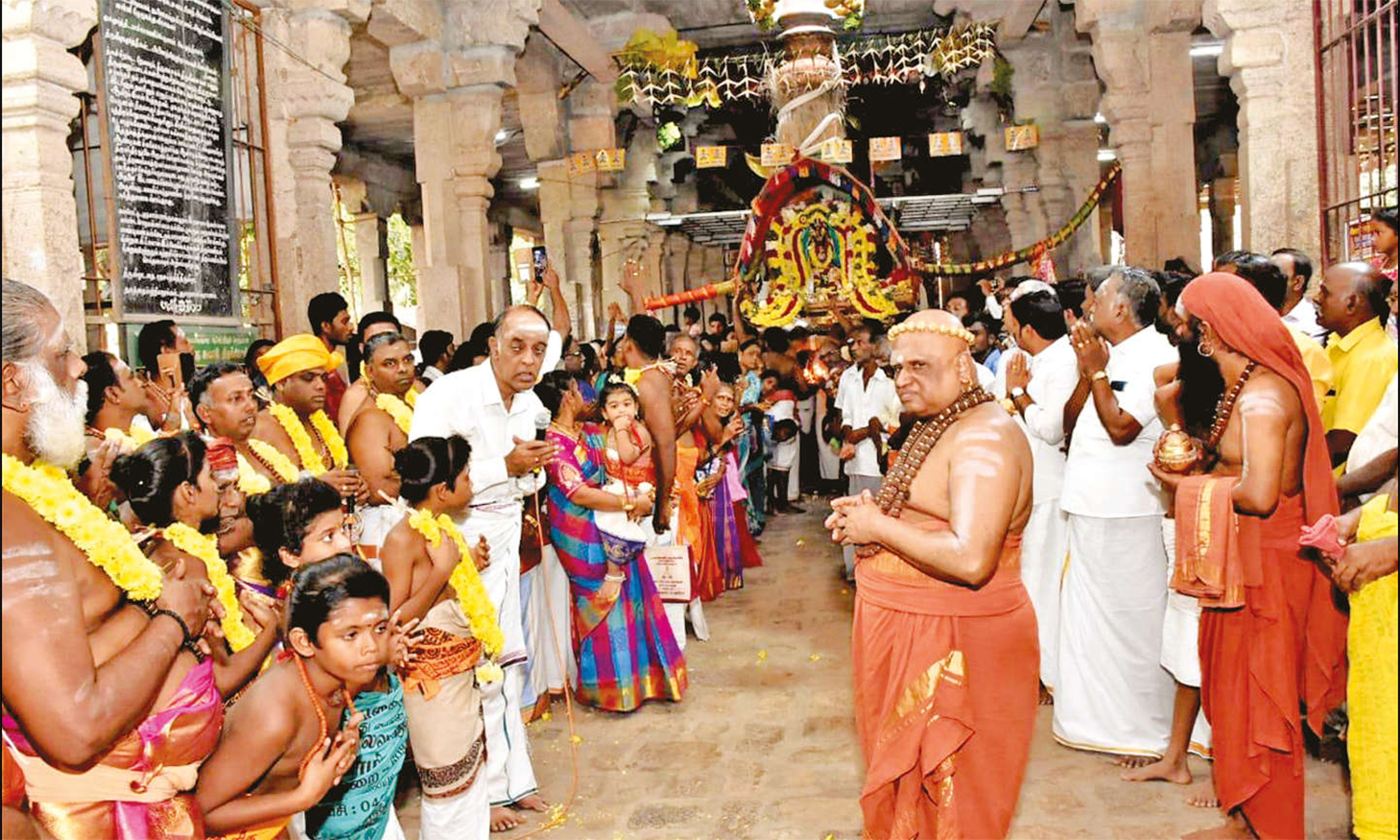 குத்தாலம் கோமுக்தீஸ்வரர் கோவிலில் திருஞானசம்பந்தருக்கு இறைவன் பொற்கிழி ...