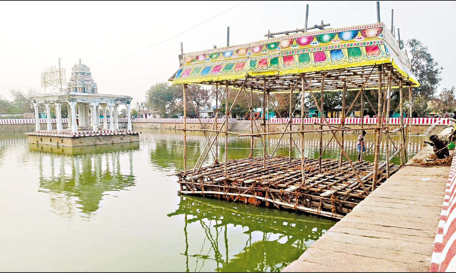 2 ஆண்டுகளுக்கு பிறகு திருப்பரங்குன்றத்தில் இன்று தெப்பத்திருவிழா ...