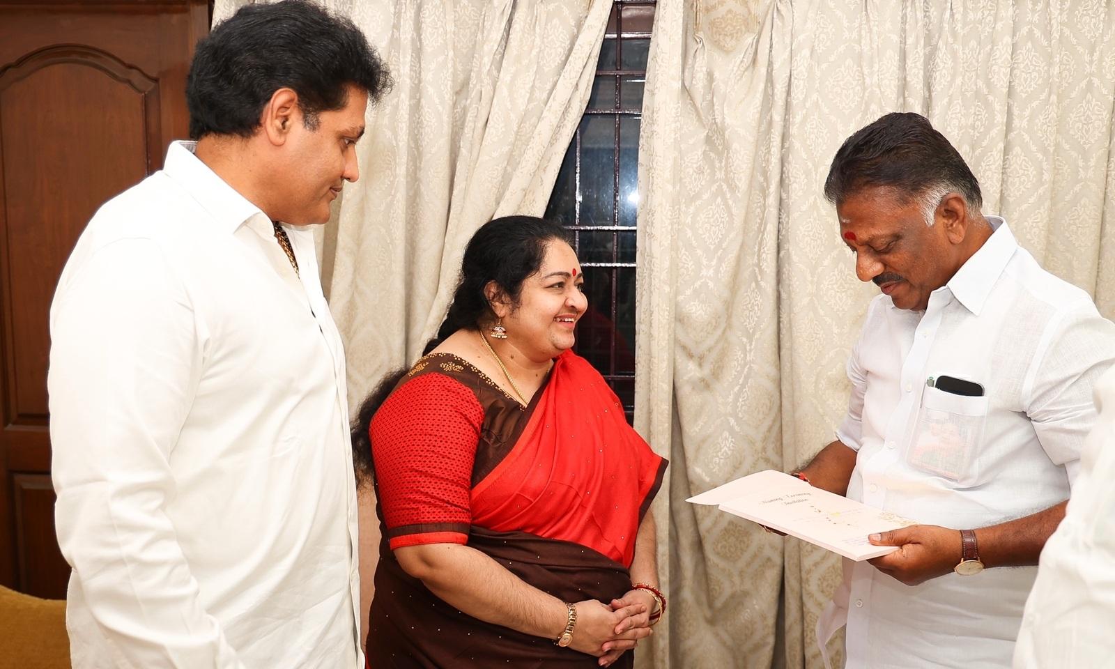 தீபாவின் குழந்தைக்கு பெயர் சூட்டு விழா- ஓ.பன்னீர்செல்வத்தை சந்தித்து ...