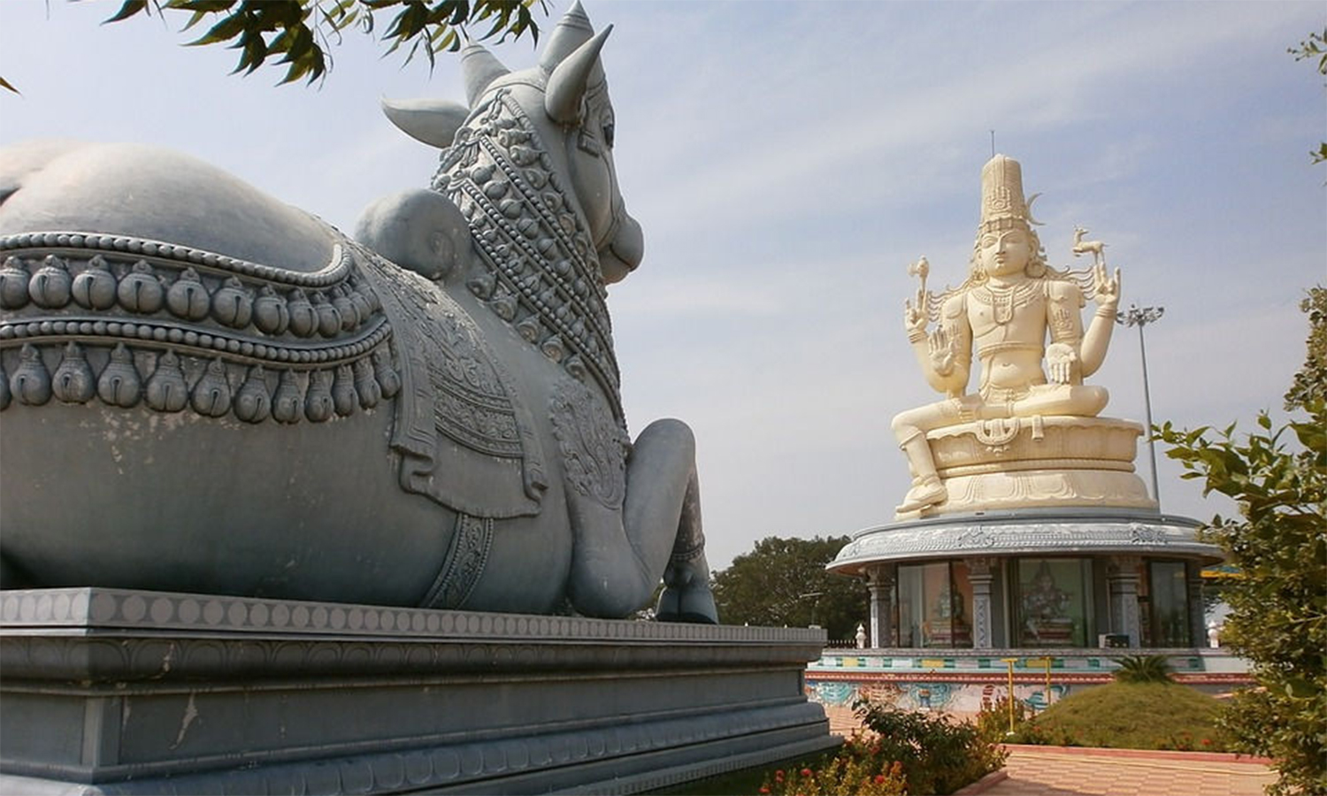 காவல் தெய்வமாக காட்சி அளிக்கும் நந்திதேவர் | nandi worship