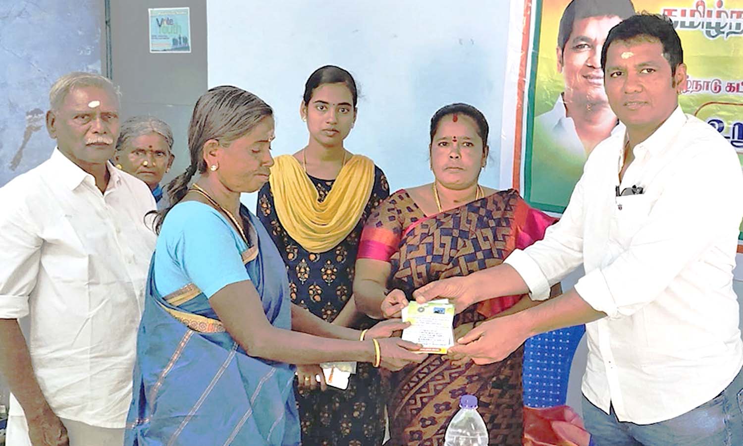 அமைப்பு சாரா தொழிலாளர்களுக்கு நலவாரிய உறுப்பினர் அட்டை | Welfare ...