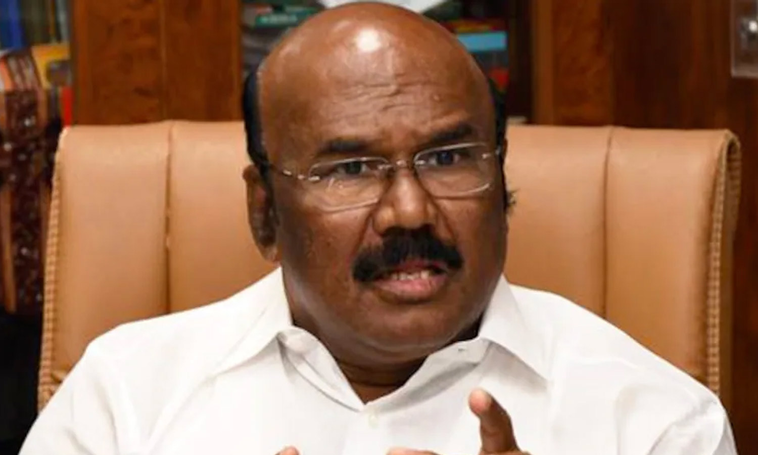 அனைவரும் ஒன்றிணைந்தே செயல்படுகிறோம்- ஜெயக்குமார் பேட்டி | We all work ...