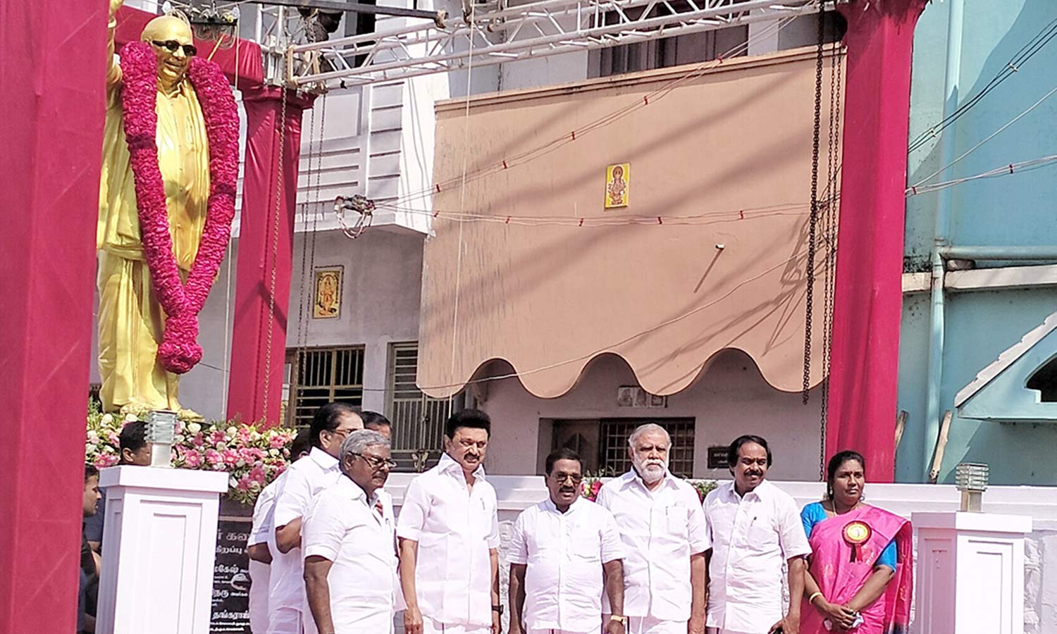 கன்னியாகுமரியில் கருணாநிதி சிலை திறப்பு- சமூக வலைதளத்தில் முதலமைச்சர் ...