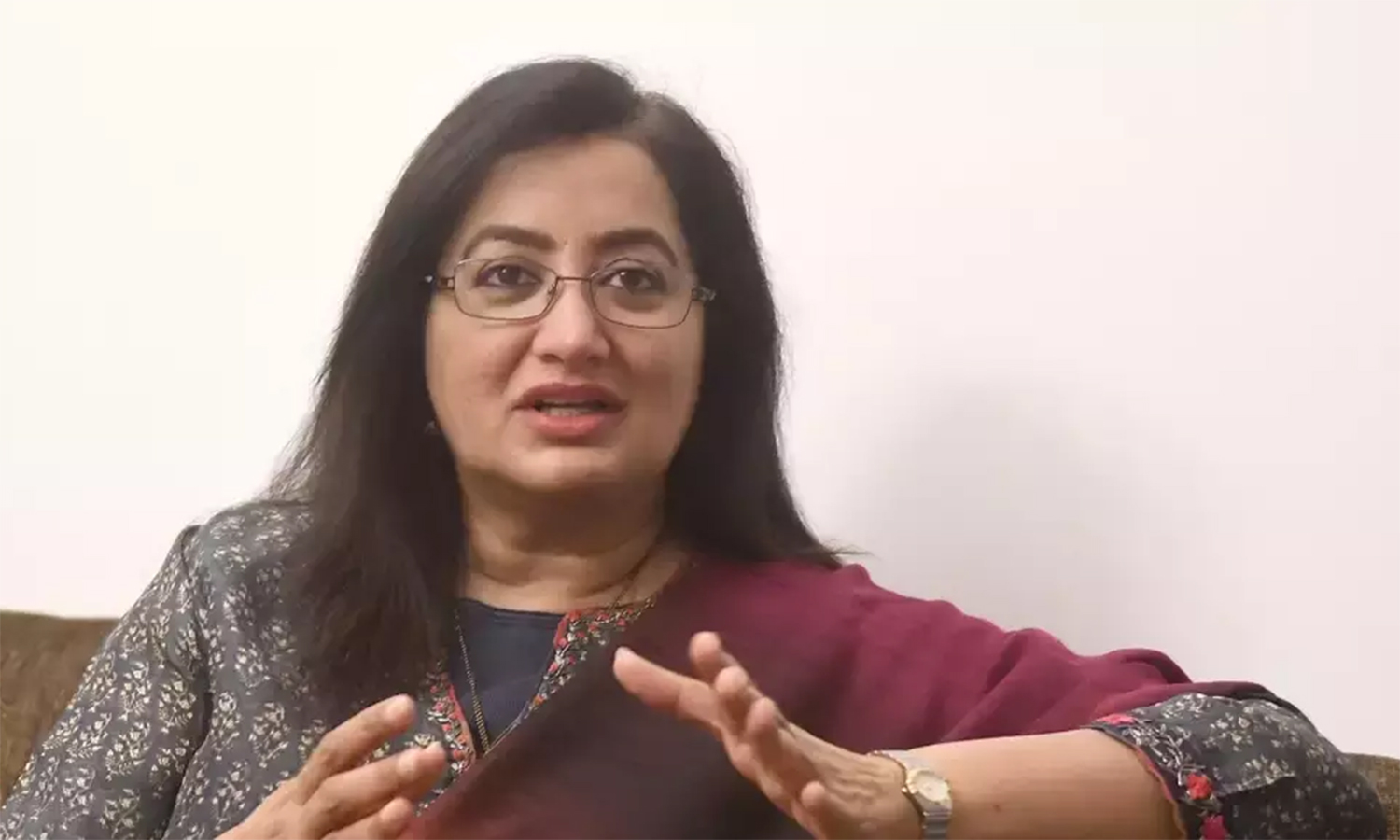 பிரதமர் மோடி அரசுக்கு முழு ஆதரவு: நடிகை சுமலதா எம்.பி. அறிவிப்பு | Full ...