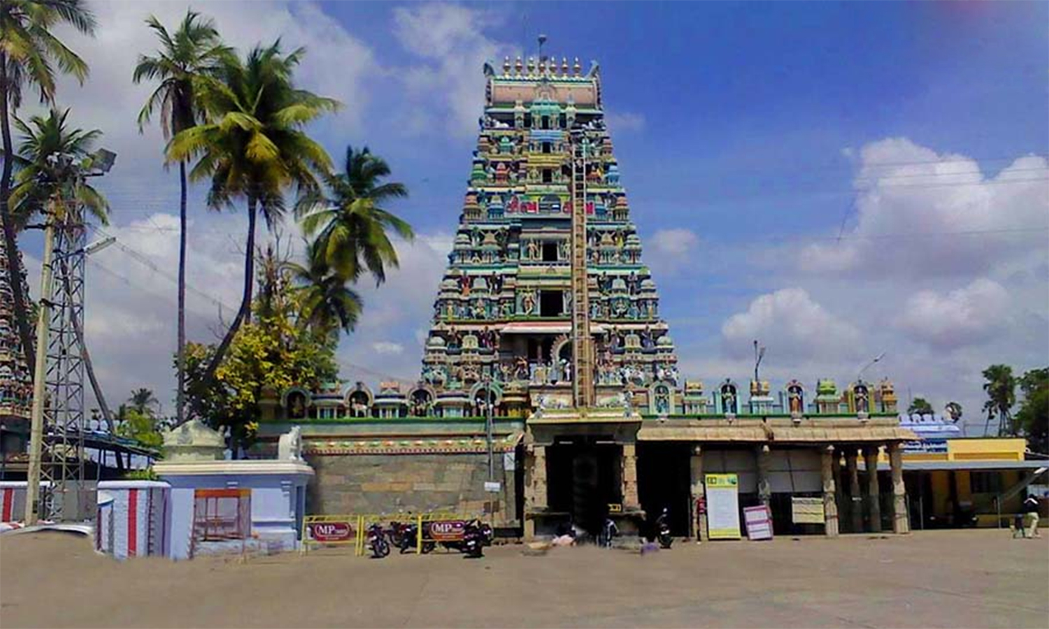 அவினாசி லிங்கேசுவரர் கோவிலில் தரிசன கட்டணங்கள் உயர்வு: பக்தர்கள் ...