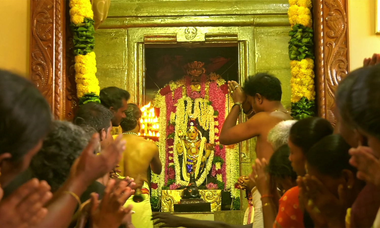 கோவிலுக்கு செல்லும் முன்... | hindu temple worship rules