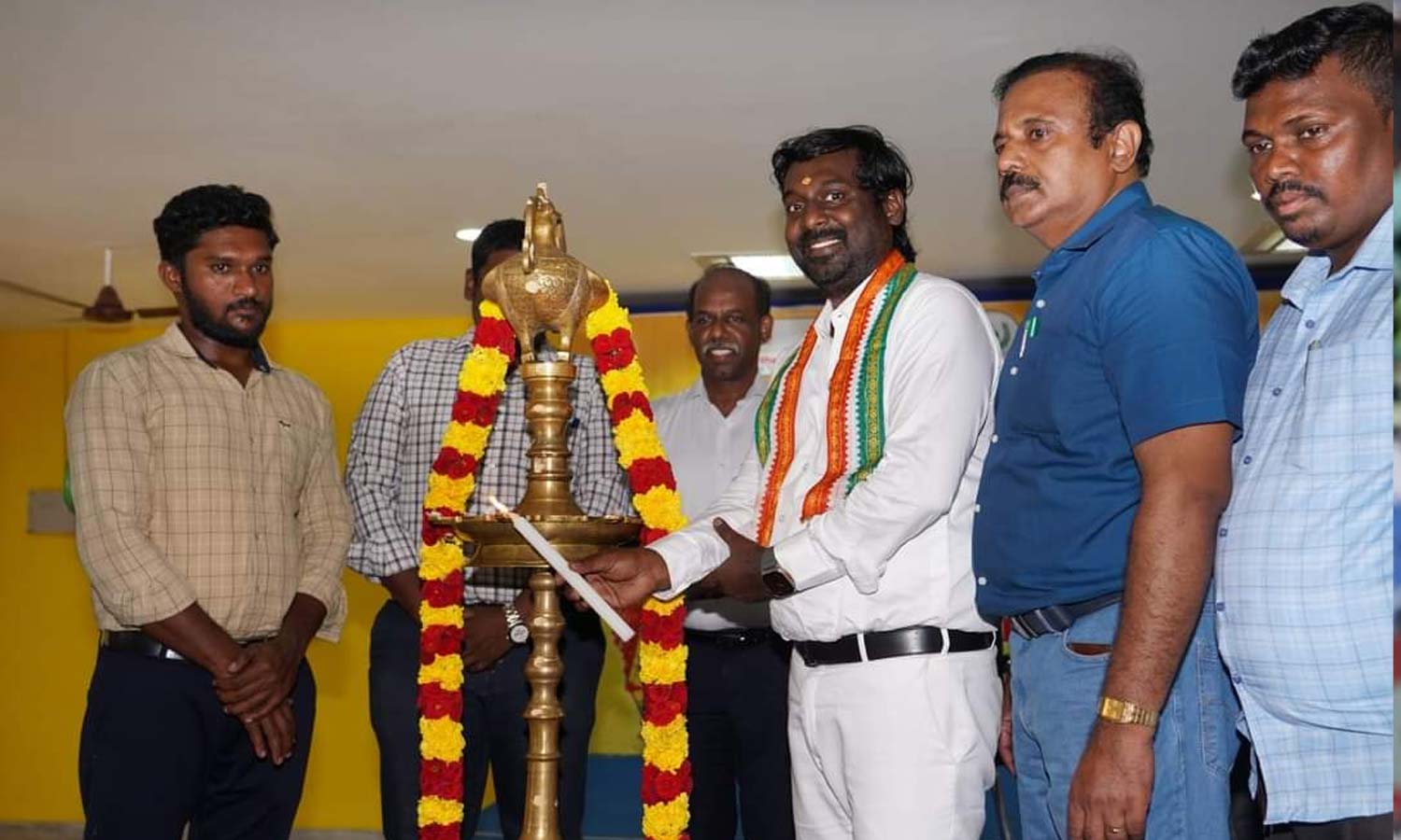 நேருயுவகேந்திரா அமைப்பின் கலாச்சார விழாவில் பங்கேற்ற கன்னியாகுமரி எம் ...