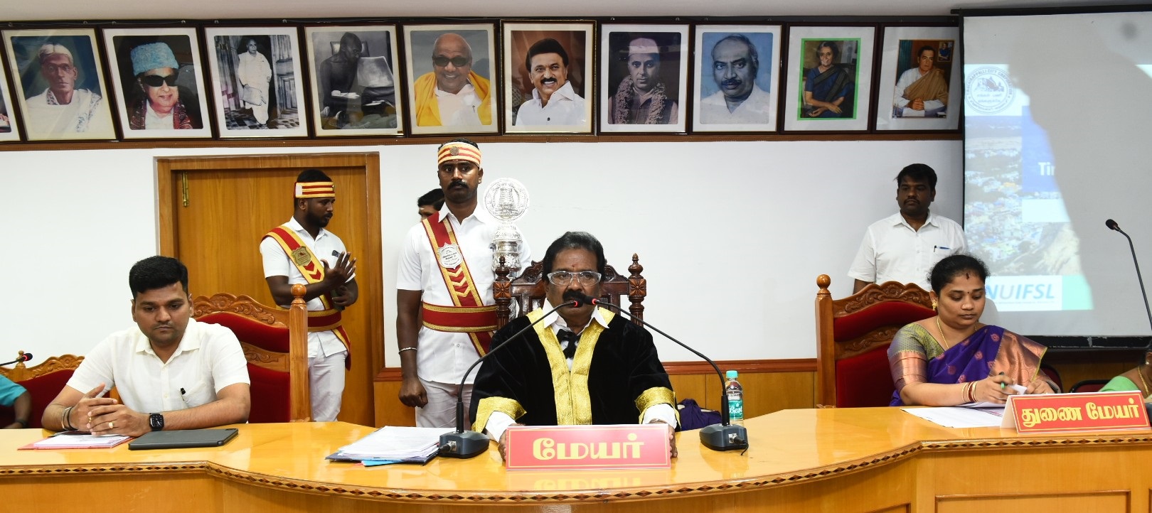 திருச்சி மாநகரத்தில் மெட்ரோ ரெயிலுக்கு இணையாக புதிய போக்குவரத்து ...