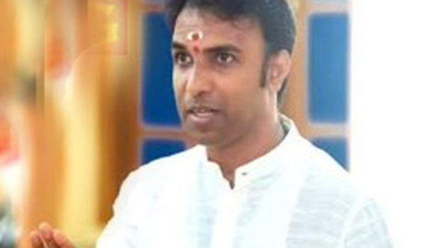 கலாஷேத்ரா பாலியல் புகார்- பேராசிரியர் ஹரி பத்மன் உட்பட 4 பேர் பணியிடை ...