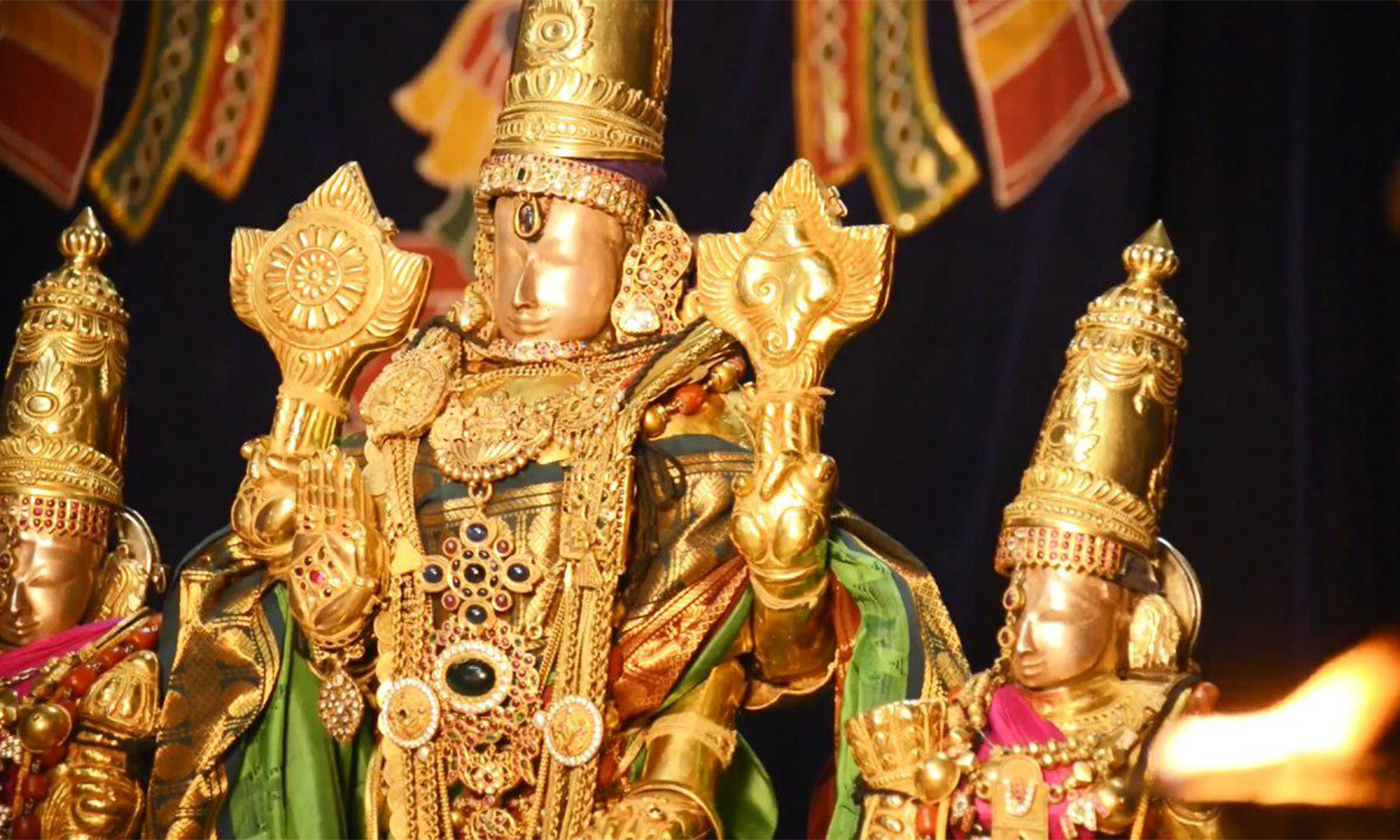 திருவள்ளூர் வீரராகவர் கோவிலில் திருவூரல் மகோற்சவம்: புட்லூருக்கு ...