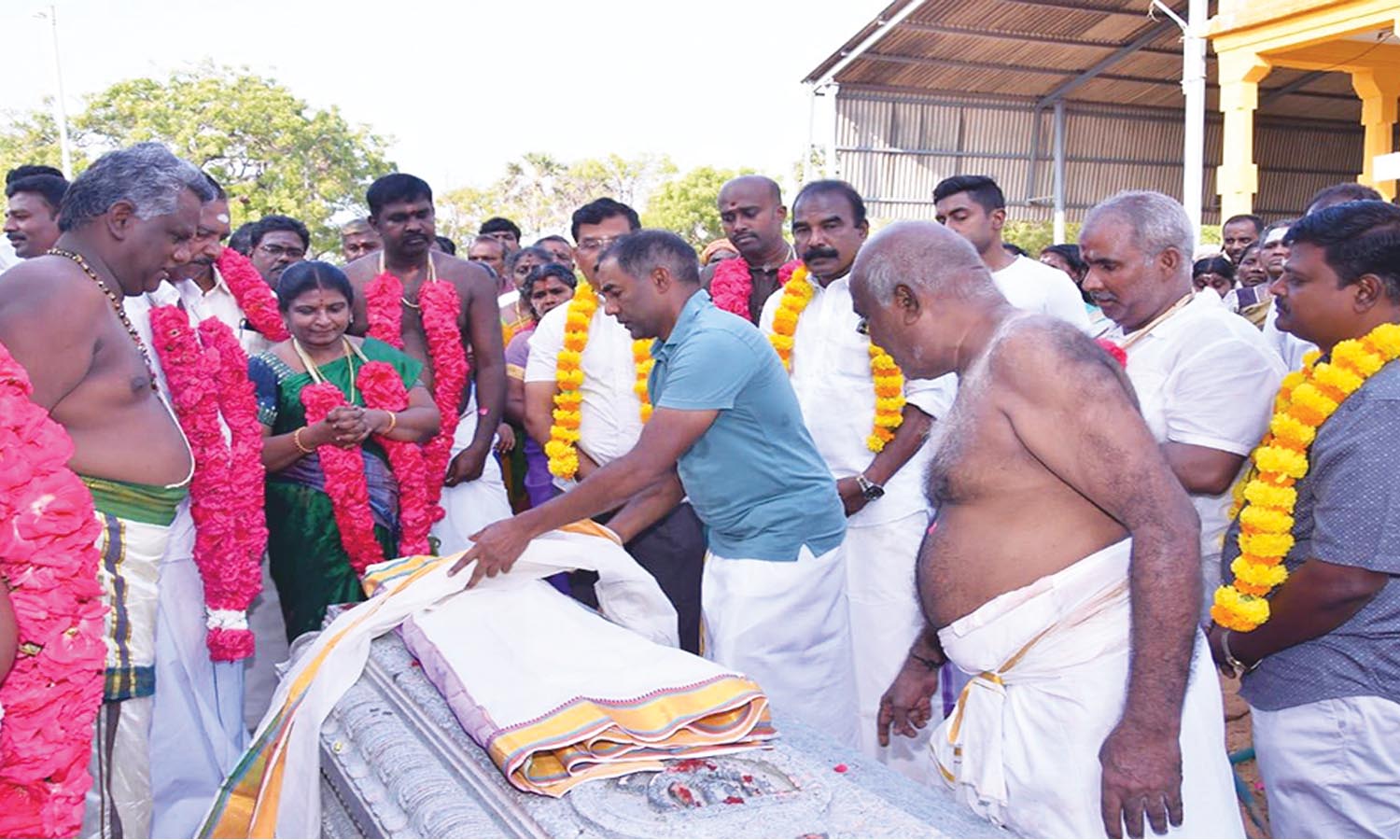 உவரி சுயம்புலிங்கசுவாமி கோவில் ராஜகோபுர வாசல் நிலை விடும் விழா | Uvari ...