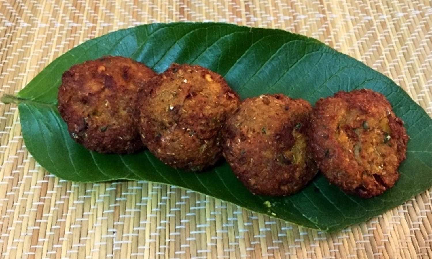 குழந்தைகளுக்கு விருப்பமான ஸ்நாக்ஸ் மீன் வடை | meen vadai Fish vadai