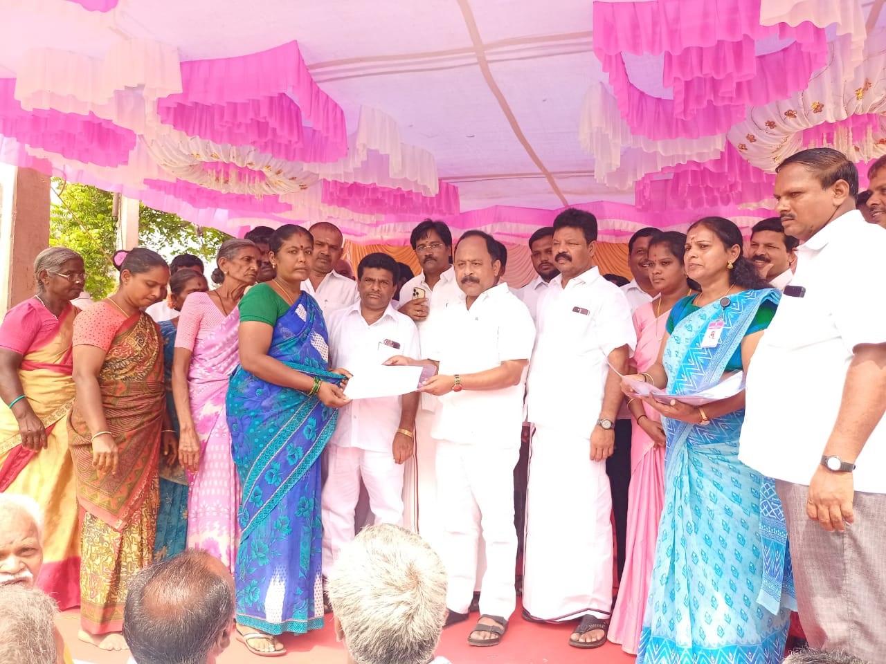 புதிய பஸ் நிறுத்த அடிக்கல் நாட்டுவிழா | Vellore News Ground breaking ...