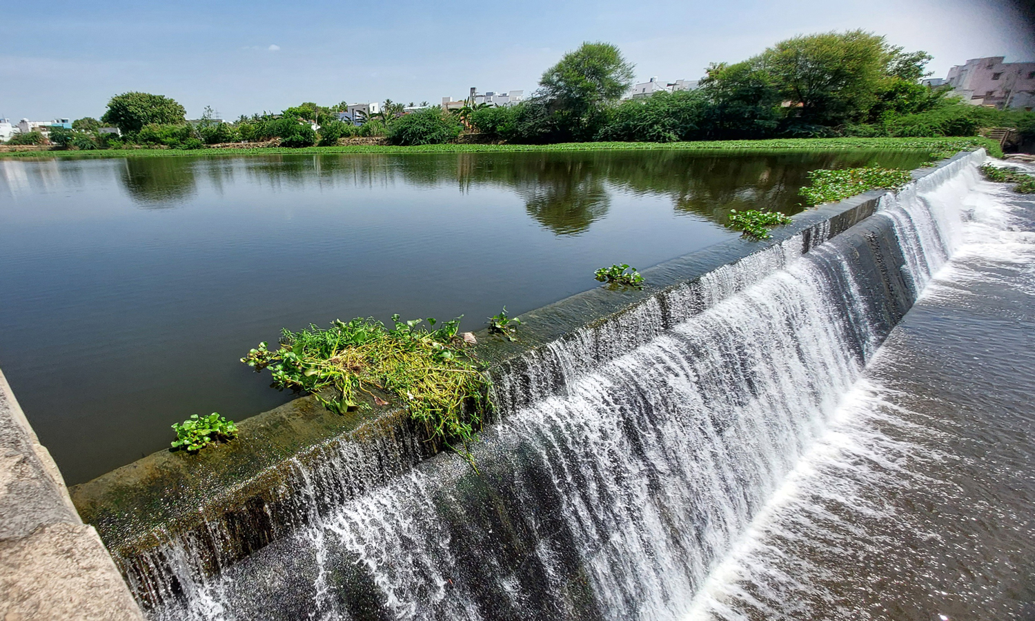 ஈரோடு மாவட்ட அணைகளின் நீர்மட்டம் உயர்ந்தது | Erode News Erode district ...