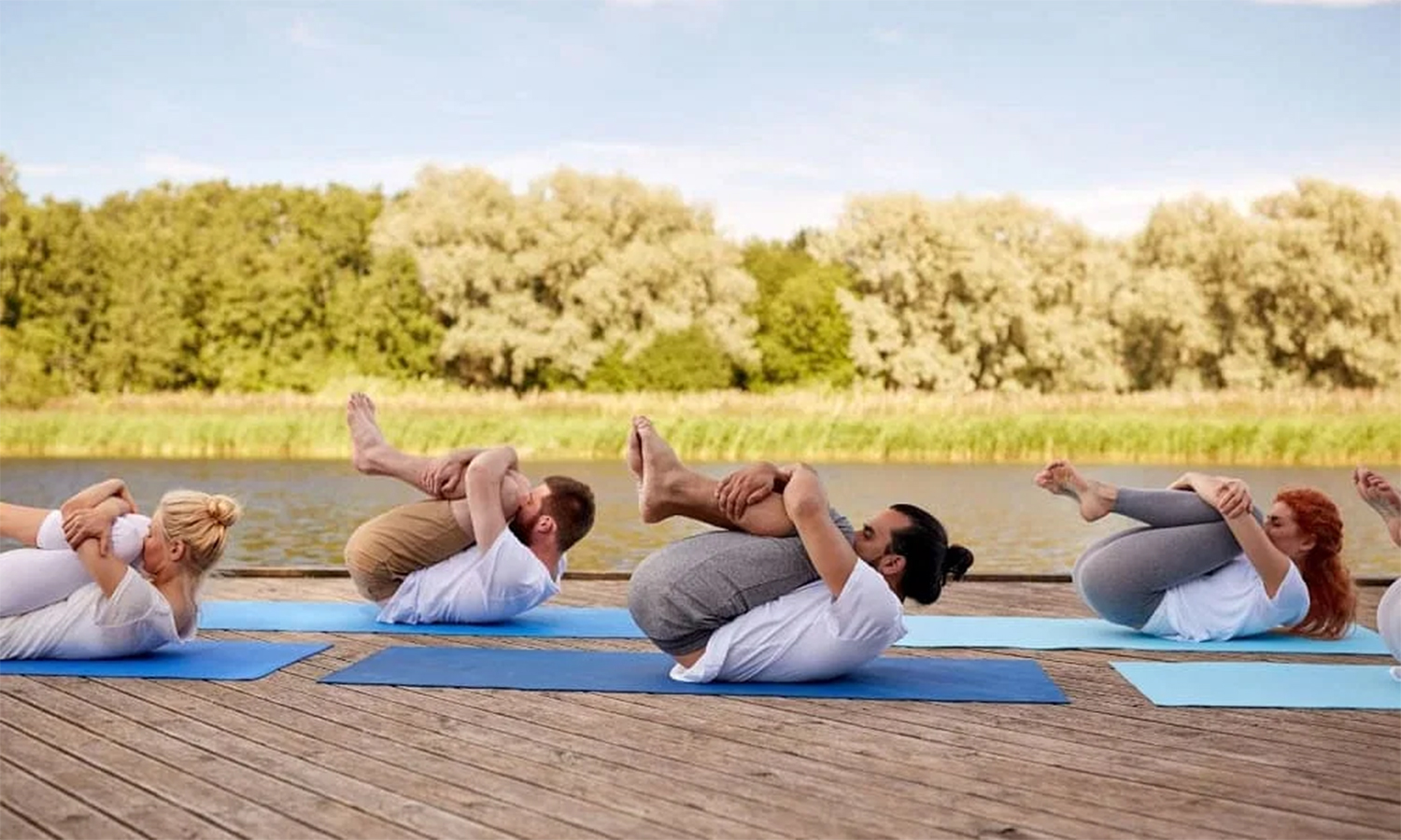 இந்த ஆசனத்தை செய்தால் வாயுத் தொல்லை வராது... | Wind Relieving Pose ...