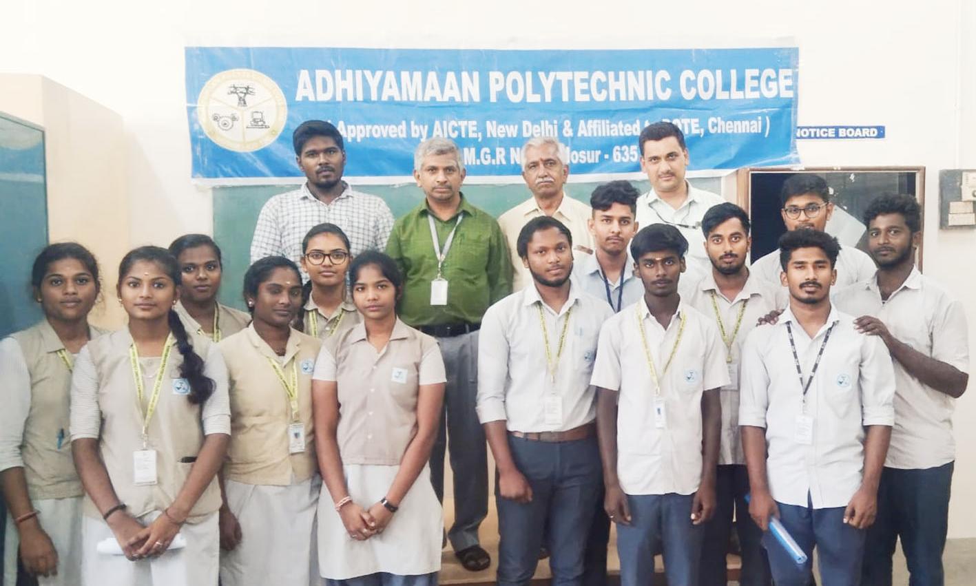 ஓசூர் அதியமான் பாலிடெக்னிக் கல்லூரியில் வேலைவாய்ப்பு முகாம் | Job Camp ...