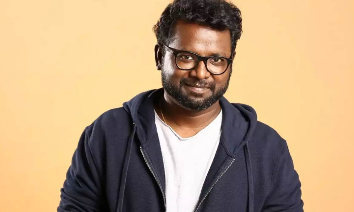 டோனி வருகையின் போது ஒலித்த 'நெருப்புடா' பாடல் - அருண்ராஜா காமராஜ் ...