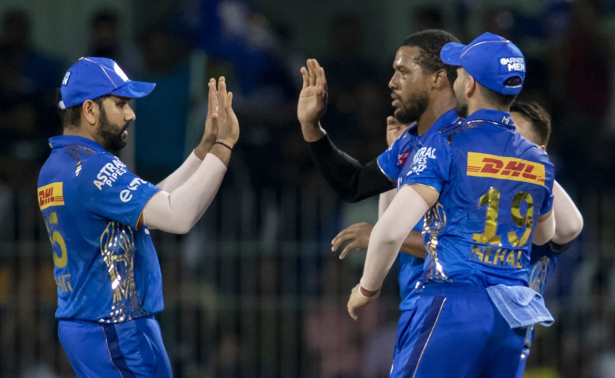 ரன் அவுட்டில் சொதப்பிய லக்னோ... எளிதாக வெற்றியை ருசித்தது மும்பை அணி ...