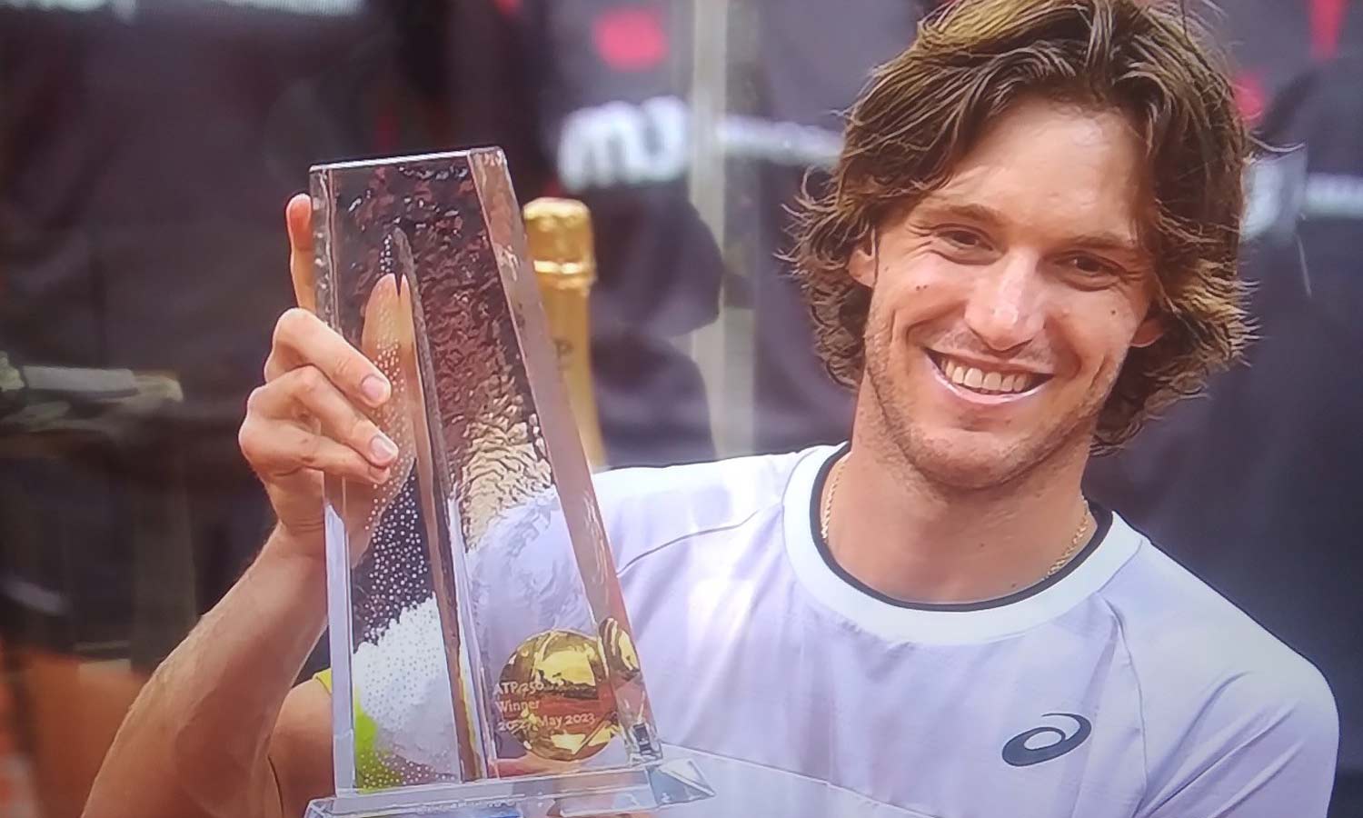 ஜெனீவா ஓபன் டென்னிஸ் - சாம்பியன் பட்டம் வென்றார் நிகோலஸ் ஜாரி | Nicolas ...