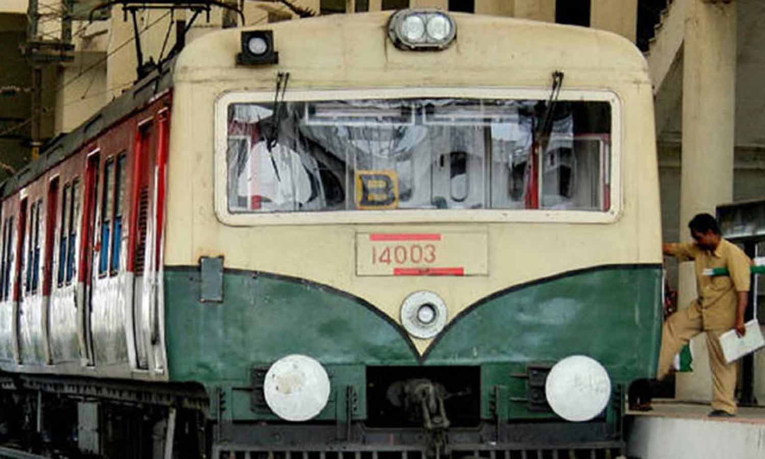 பறக்கும் ரெயிலை சிந்தாதிரிப்பேட்டை வரை இயக்கினால் எளிதாக பஸ் விட ...