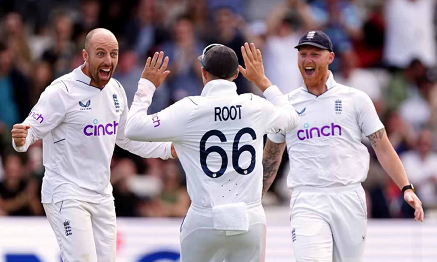 ஆஷஸ் தொடரில் இருந்து இங்கிலாந்து வீரர் விலகல் | England’s Leach ruled ...