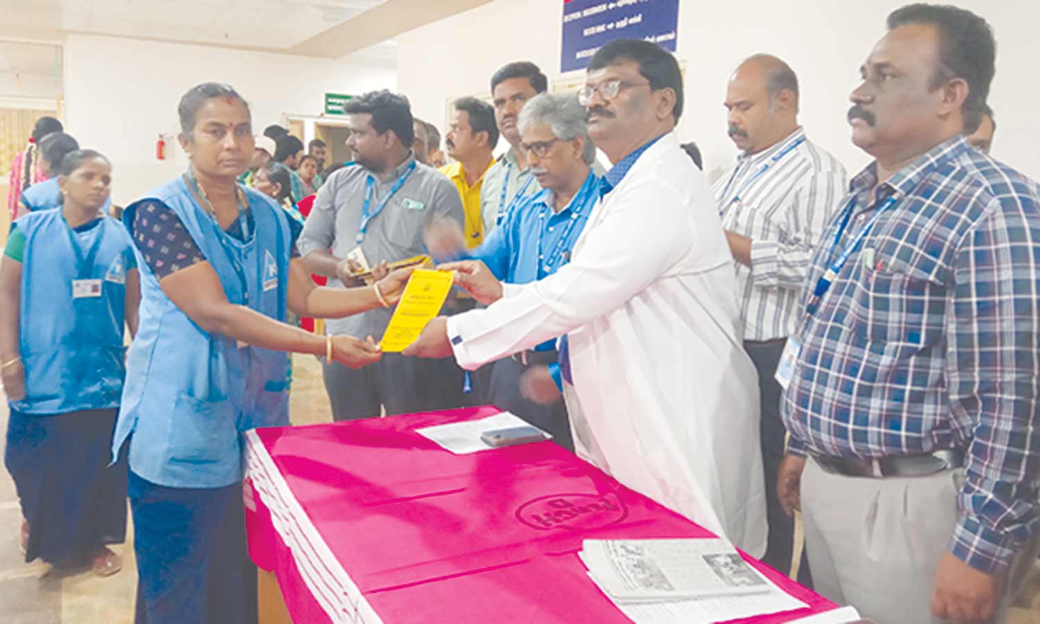 தூய்மை பணியாளர்களுக்கு நலவாரிய அடையாள அட்டை | Welfare ID card for ...