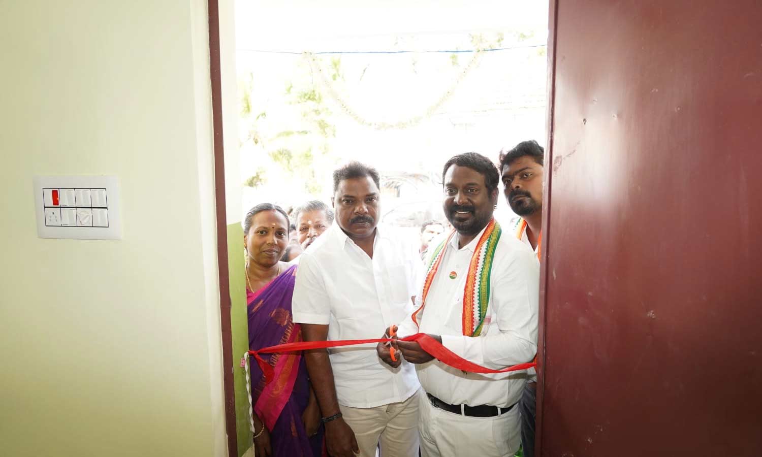 புதுகிராமத்தில் அங்கன்வாடி மையத்தை திறந்து வைத்தார் விஜய் வசந்த் எம்.பி ...