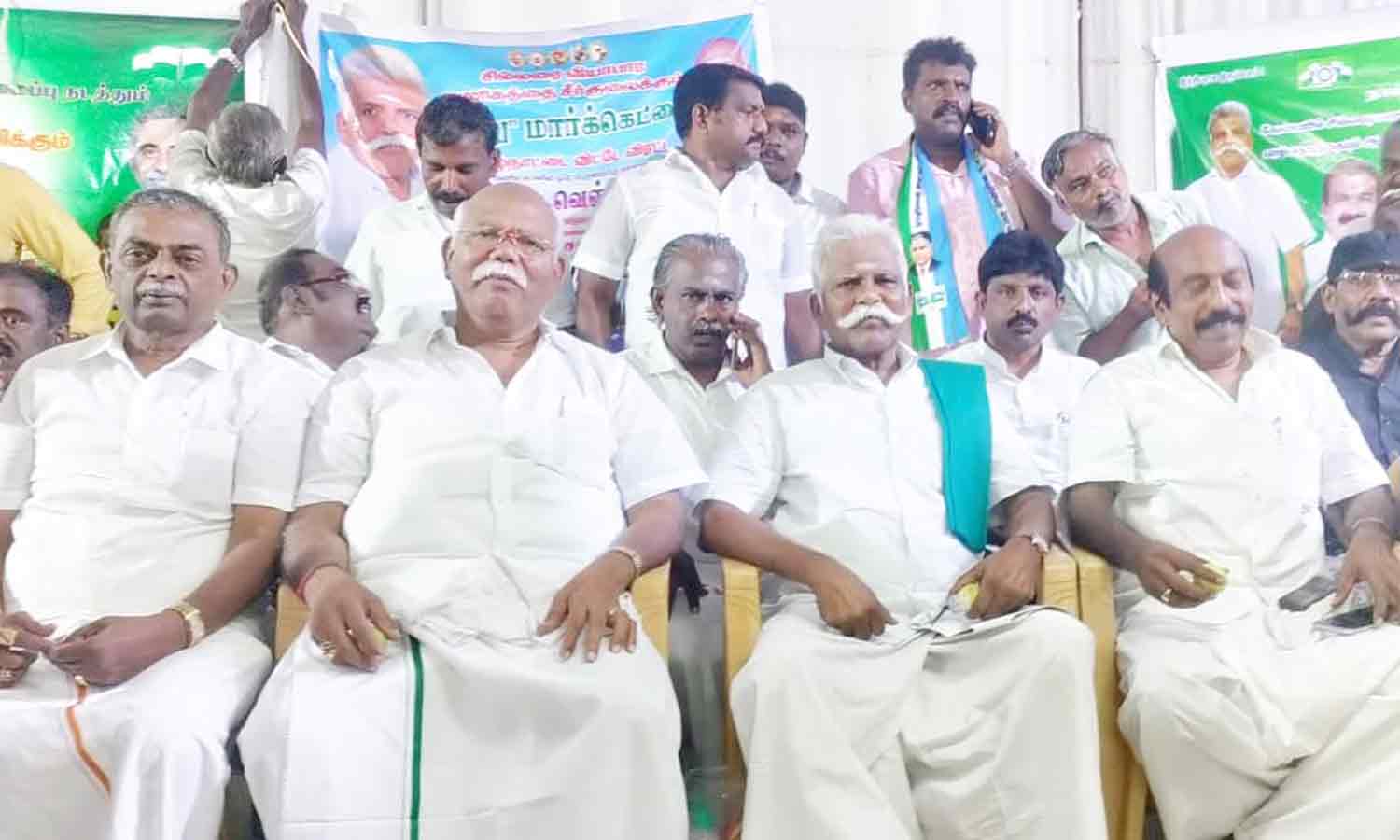 லுலு மார்க்கெட்டை எதிர்த்து போராட்டம்: வெள்ளையன்-சந்திரன் ஜெயபால் ...