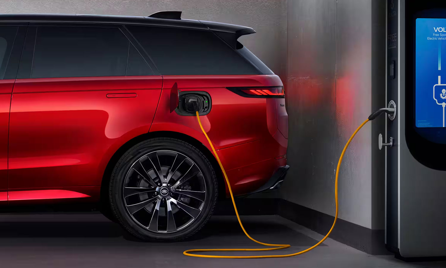 எலெக்ட்ரிக் ரேன்ஜ் ரோவர் மாடல்களுக்கு தேதி குறிச்சாச்சு.. நவம்பரில் ...