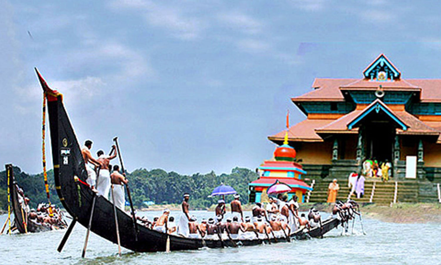 சம்பகுளம் பாம்பு படகு போட்டி | Chambakulam Snake Boat Race