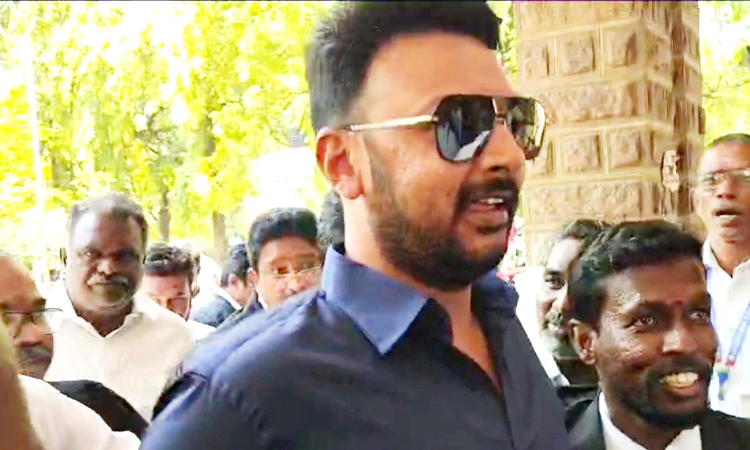 கிரானைட் முறைகேடு வழக்கு: துரை தயாநிதி மதுரை கோர்ட்டில் ஆஜர் | granite ...