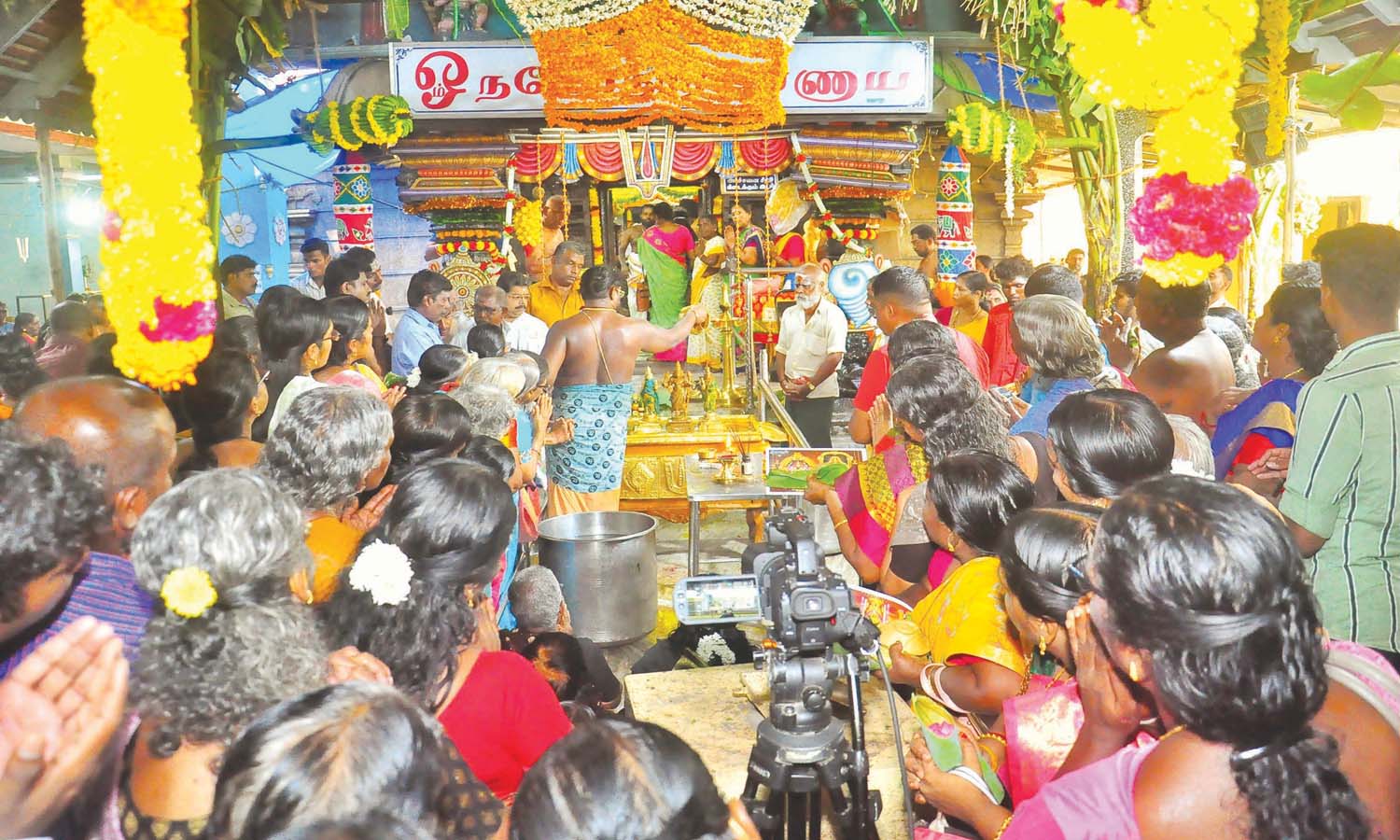 பெருமாள் கோவில்களில் பக்தர்கள் சாமி தரிசனம் | Kanyakumari News ...