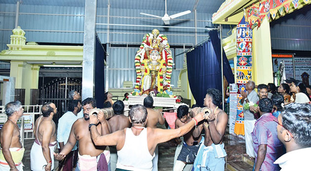 புன்னைநகர் வனதிருப்பதி கோவிலில் கருட சேவை | Garuda Seva at Punnainagar ...