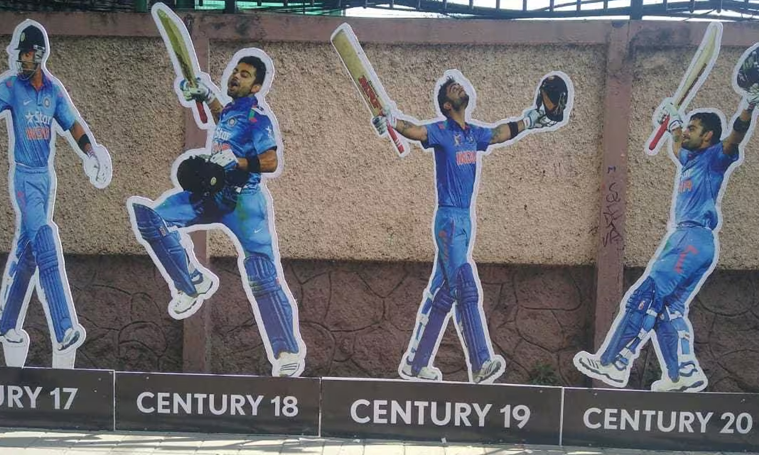 49 கட் அவுட்கள் - ரன் மெஷினை கொண்டாடும் ரசிகர்கள் | 49 Cut-outs Of ...