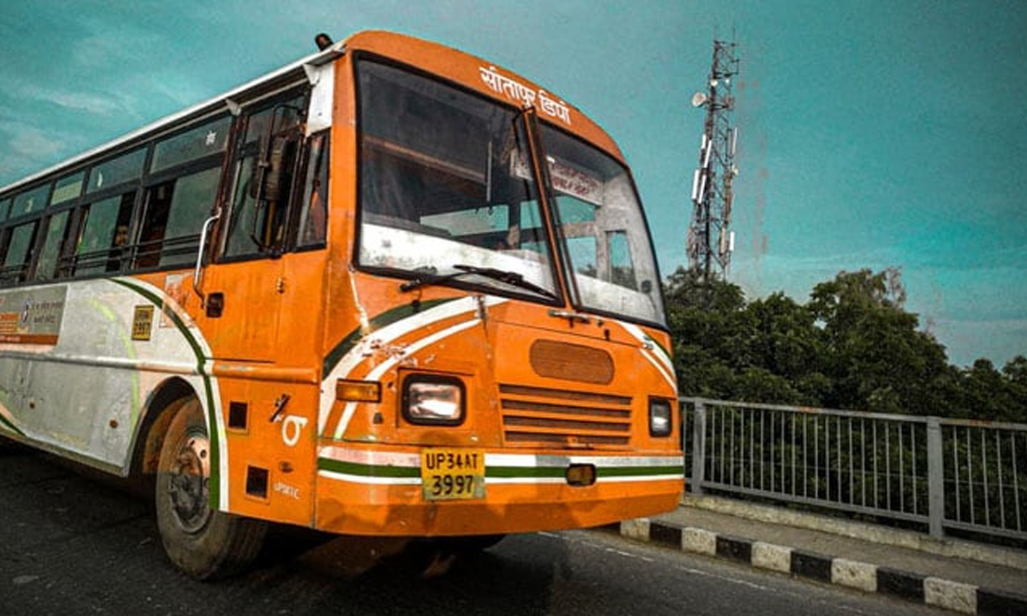 பேருந்தில் குடும்ப புகைப்படம்- சாலை விபத்துகளை தடுக்க உ.பி அரசு புதிய ...