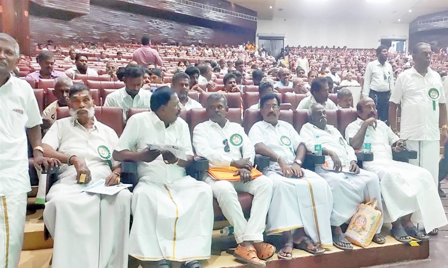 சென்னை ஆயிரம் விளக்கு கிரீம்ஸ் சாலைக்கு டாக்டர் பா.சிவந்தி ஆதித்தனார் ...