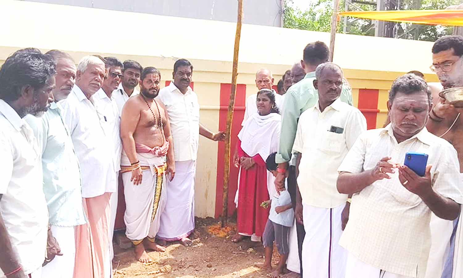 கும்பாபிஷேகத்தை முன்னிட்டு பரிக்கல் லட்சுமி நரசிம்மர் கோவிலில் ...