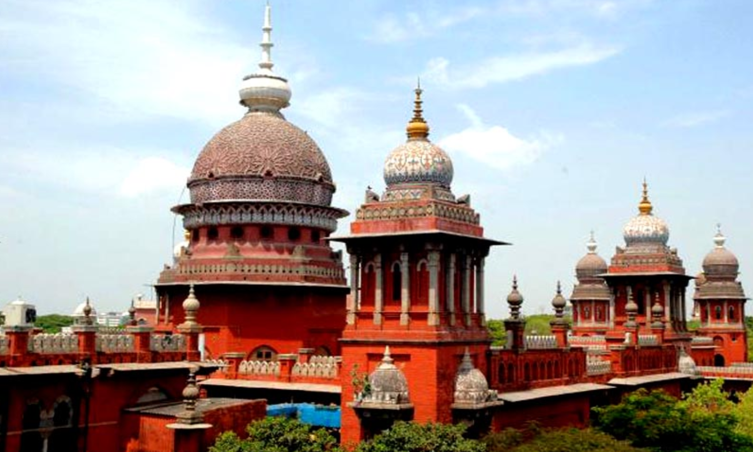 சென்னை உயர்நீதிமன்றத்தில் ஐந்து நீதிபதிகள் நியமனம் - குடியரசு தலைவர் ...